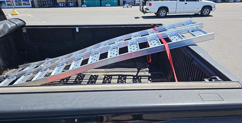 Kobalt 1.01-ft x 7.5-ft 1500-lb Capacity Arched Loading Ramp AC1001TR ...