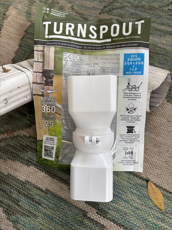 TURNSPOUT Polymer 7.1-in Black Adjustable Downspout connector in the ...