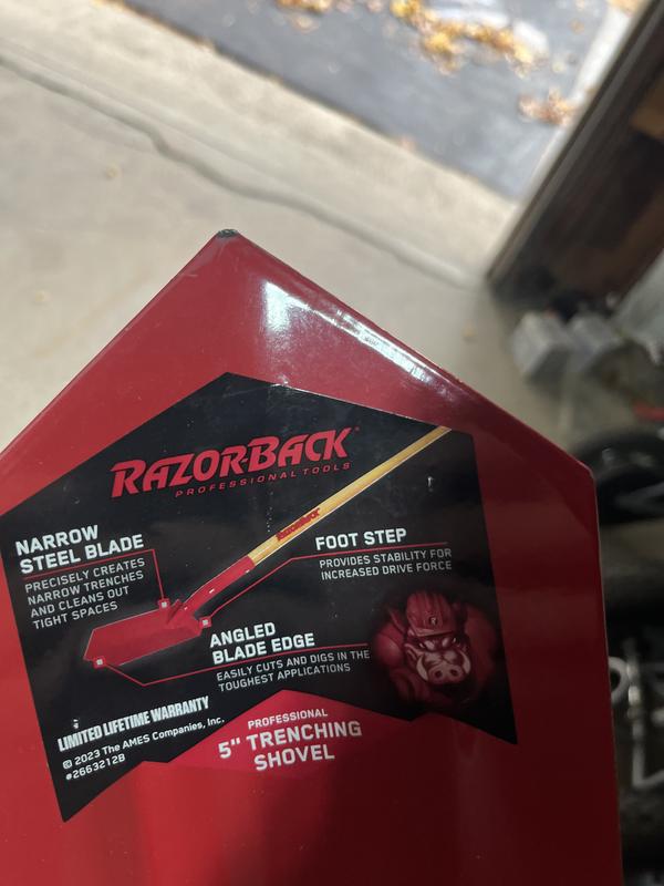 Razor-Back 48-in Wood Handle Trenching spade in the Shovels & Spades ...