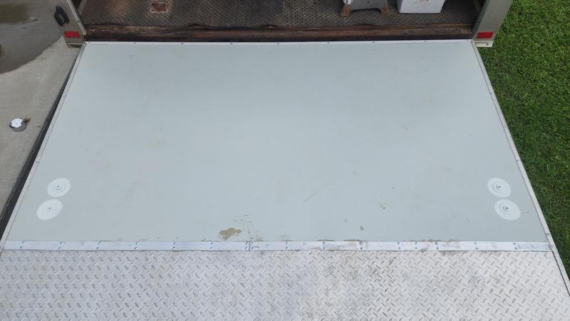 Sequentia 48-in x 96-in Embossed Gray Fiberglass reinforced plastic ...
