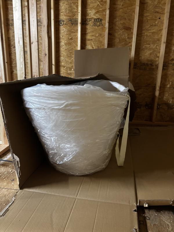 Shop MAAX Mahaba 29-in x 67-in White Acrylic Oval Freestanding Soaking ...