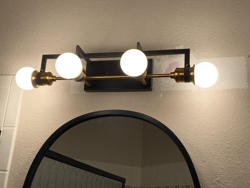 48-in 8-Light Polished Chrome Traditional Vanity Light Bar in the ...