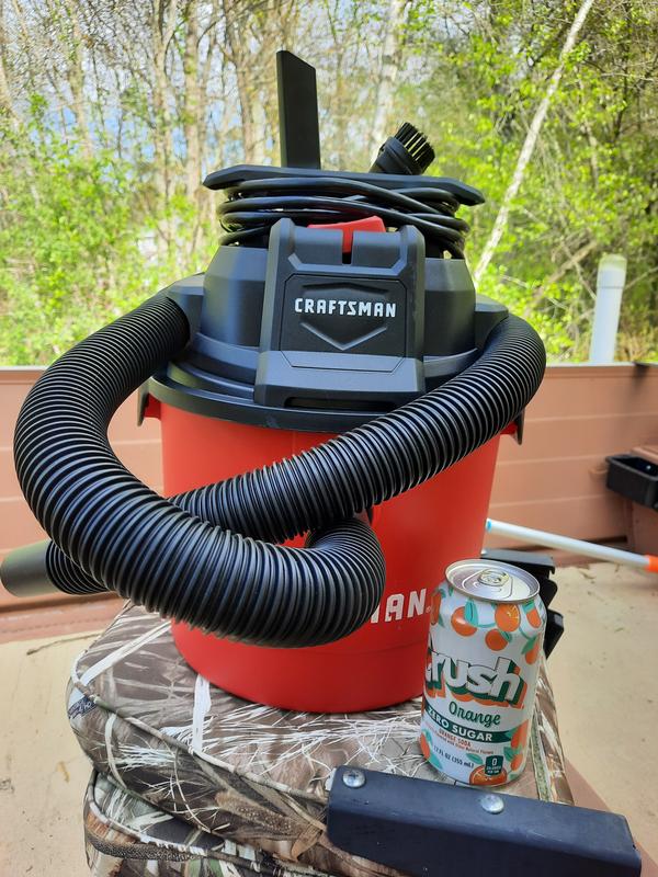 CRAFTSMAN 2.5-Gallon 2-HP Corded Wet/Dry Shop Vacuum with Accessories ...