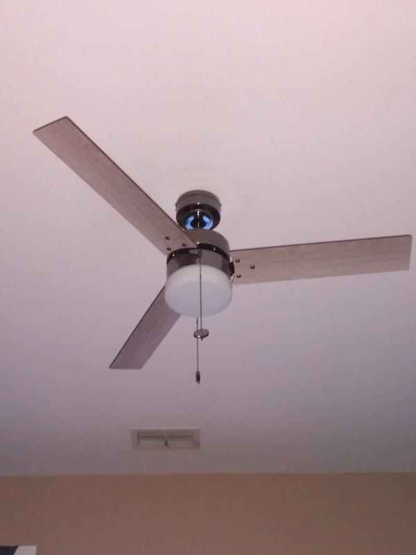 Harbor Breeze Vue 44-in Gun metal with Driftwood/cocoa Blades Ceiling ...