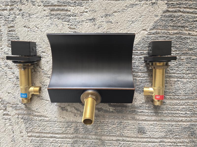 WOWOW Gold 2-handle Deck-mount Roman Waterfall Bathtub Faucet (Valve ...