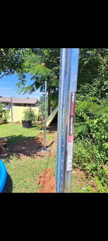 Proforce 7-1/2-ft H x 3-in W Galvanized Galvanized Steel Fence Post in ...