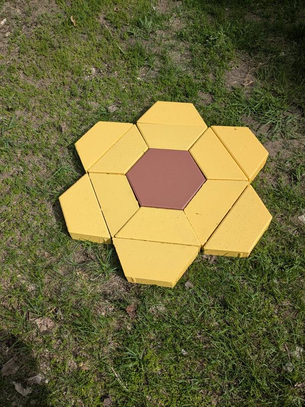 Oldcastle 12-in L x 5-in W x 2-in H Trapezoid Scandina Concrete Patio ...