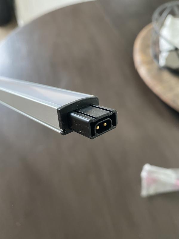Maxim Lighting CounterMax 30-in Hardwired/plug-in LED Under Cabinet ...