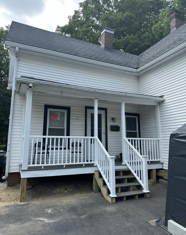 Shop Trex Transcend® Railing Collection with Cocktail Rail at Lowes.com