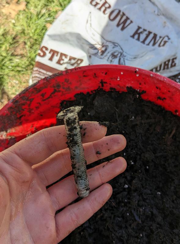 GRO-WELL 1-cu ft Organic Compost and Manure Provides Organic Nutrients ...