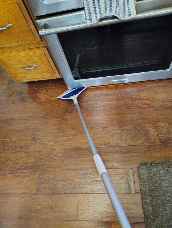 Helio AIR Broom 12-in Plastic Multi-surface Angle with dustpan Upright ...