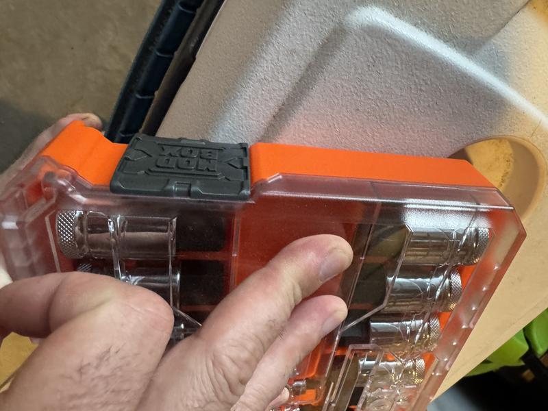 Klein Tools Knurled Hex Bit Socket Set, SAE and Metric, 32-Piece in the ...