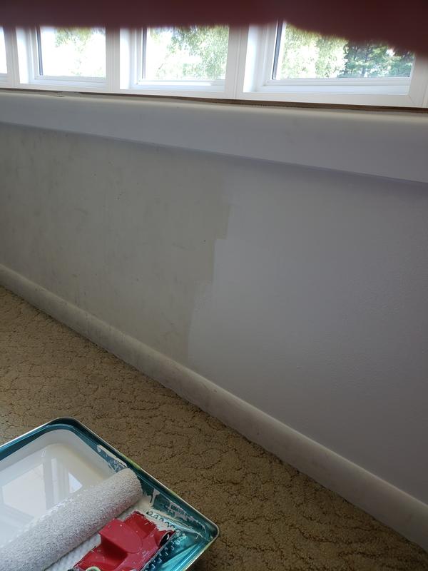 Valspar Signature Eggshell Royal Garnet 1011-5 Latex Interior Paint ...