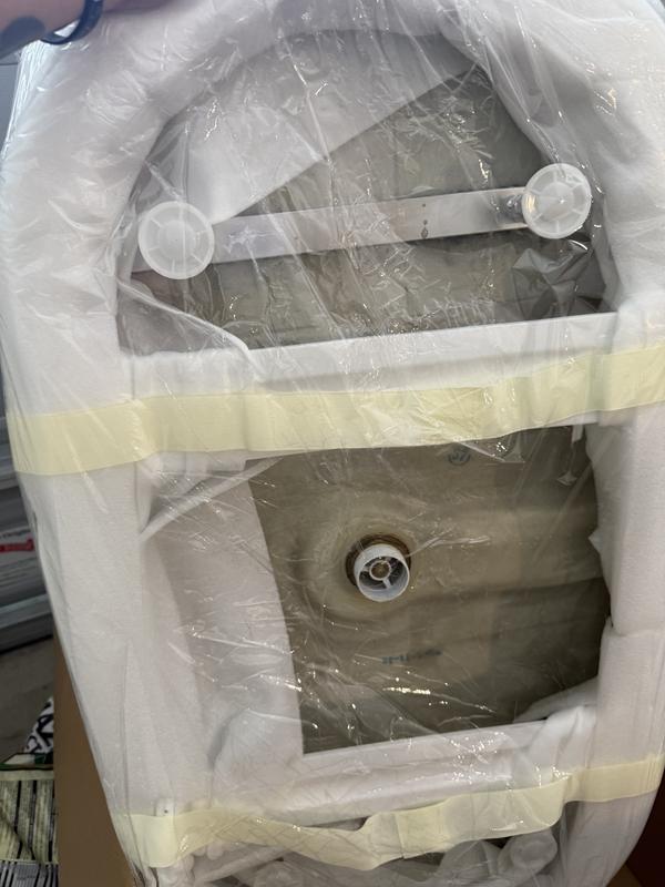 MAAX Mahaba 29-in x 67-in White Acrylic Oval Freestanding Soaking ...