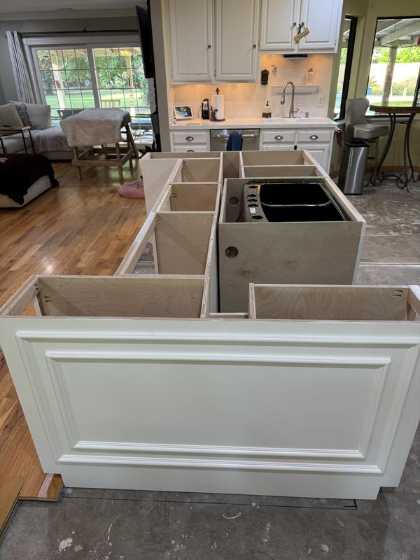RELIABILT 11/16-in x 1-1/4-in x 8-ft Colonial Unfinished Pine 1201 Base ...