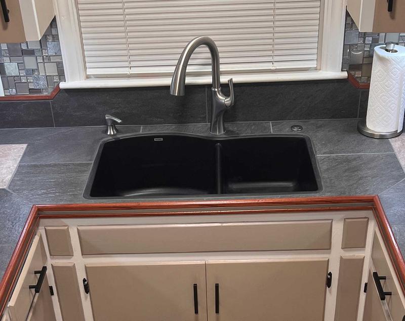 BLANCO Diamond Silgranit Undermount 32-in x 19.36-in Anthracite Granite ...