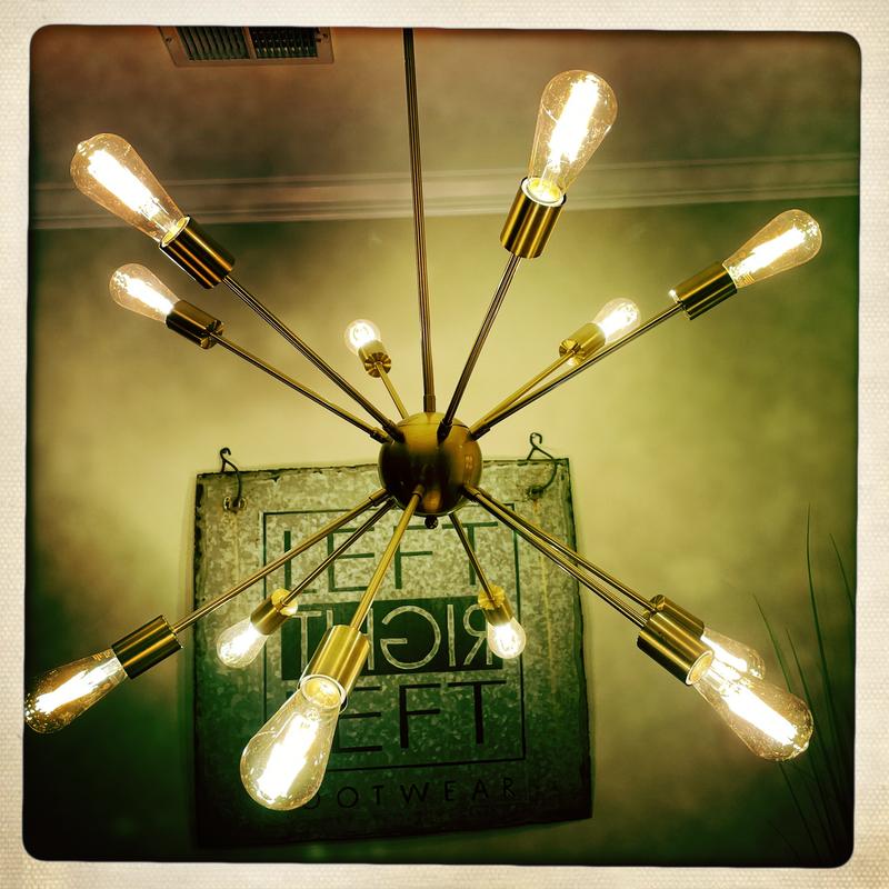 AloaDecor Lighting 12-Light Antique Bronze Industrial Chandelier ...