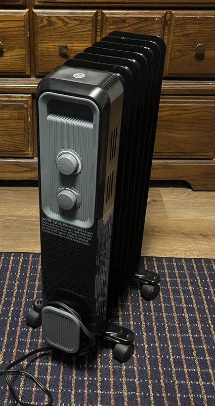 COWSAR Up to 1200-Watt Oil-filled Radiant Tower Indoor Electric Space ...
