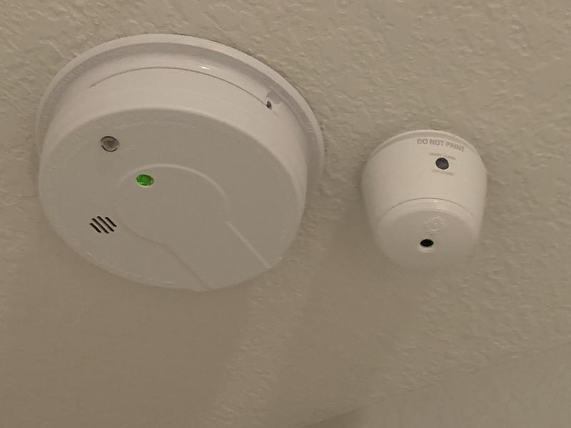 First Alert 10-Year Battery-operated Photoelectric Smoke Detector ...