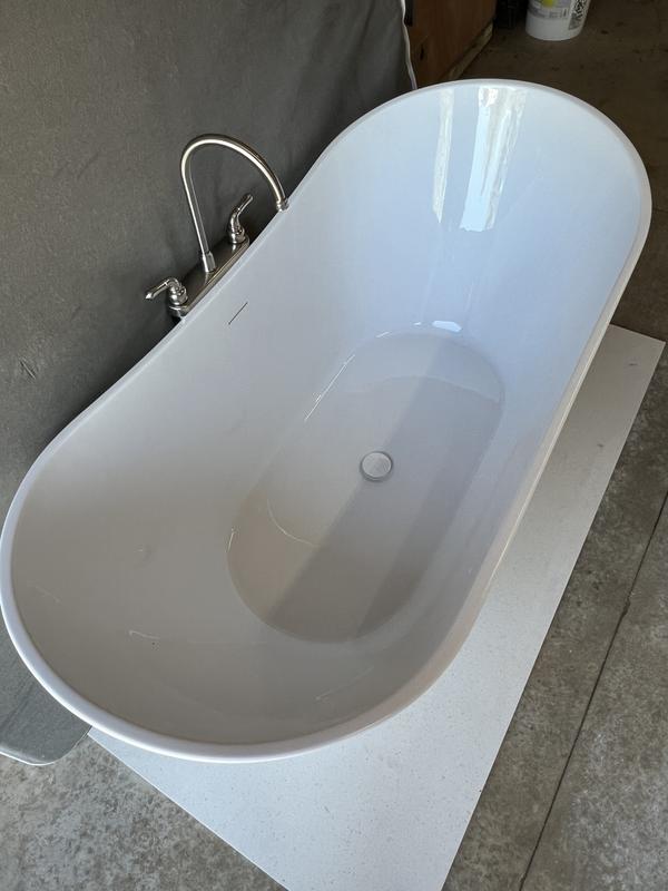 MAAX Mahaba 29-in x 67-in White Acrylic Oval Freestanding Soaking ...