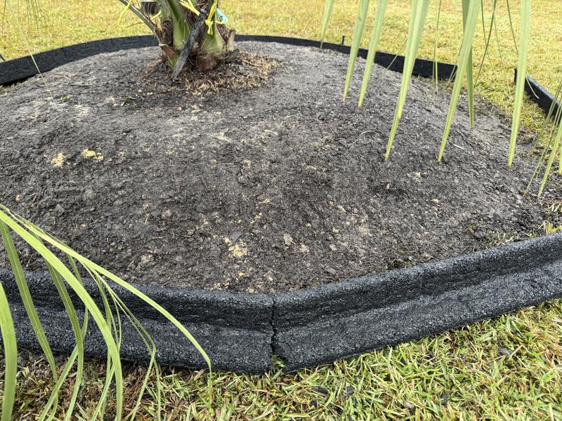 GroundSmart 160-ft x 3-in 40-Pack Black Rubber Landscape Edging Section ...