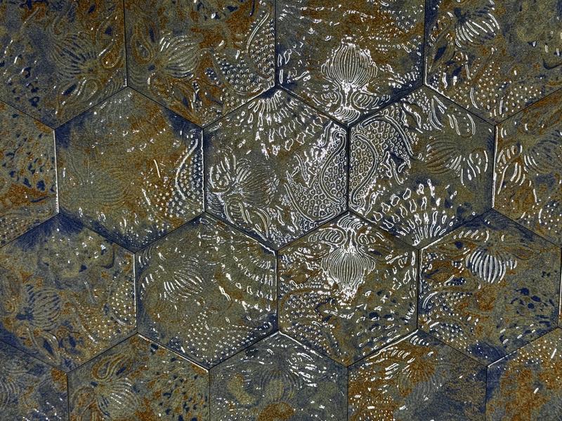 Affinity Tile Gaudi React Hex Marina 8-5/8-in x 9-7/8-in Glossy ...