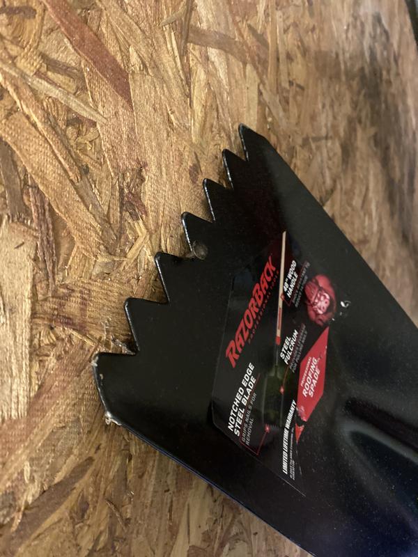 Razor-Back 48-in Wood Handle Roofing Spade 46141 at Lowes.com
