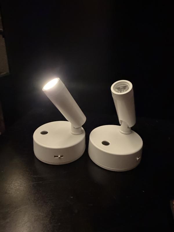 Utilitech 3-in White Battery Operated Indoor LED Spot Light with Timer ...
