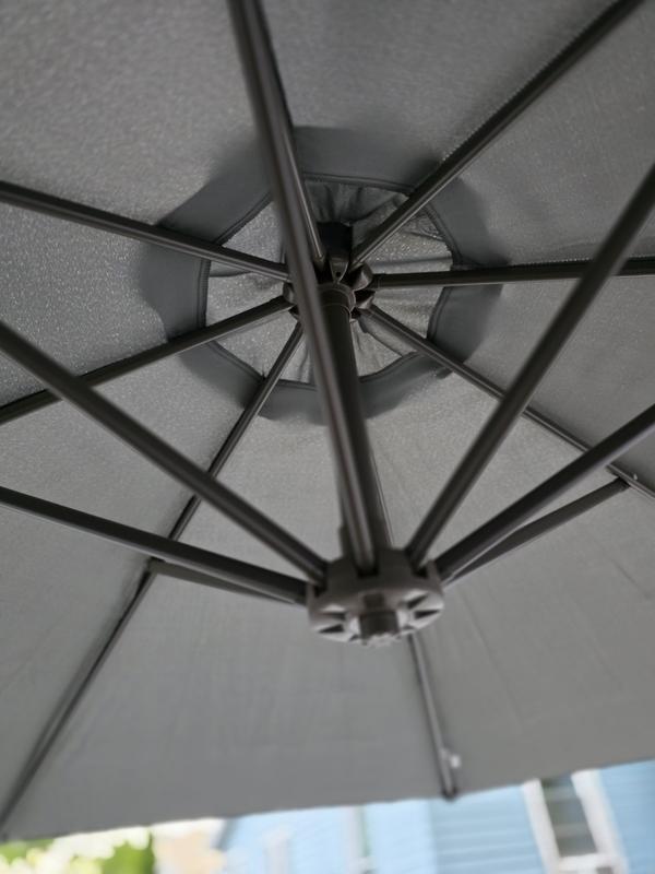 VOUA 10-ft Steel Navy Crank Cantilever Patio Umbrella in the Patio ...