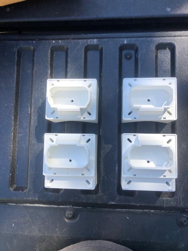 Deckorators Grab and Go Classic White 45-degree Composite Angle adapter ...