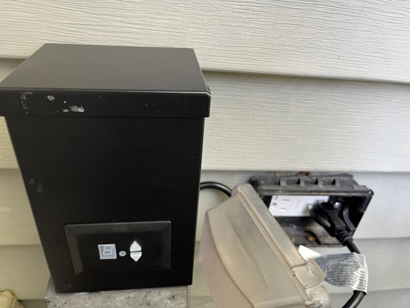 Harbor Breeze 60 -Watt Multi-Tap Transformer Landscape Lighting ...