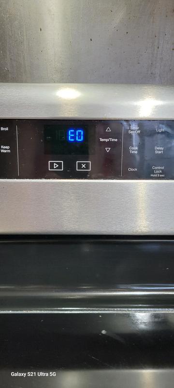 Whirlpool 30-in Glass Top 4 Burners 5.3-cu ft Freestanding Electric ...
