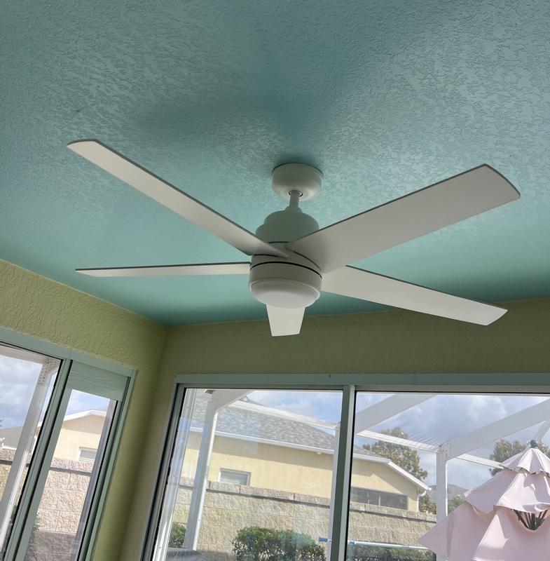 Harbor Breeze Carlow 52-in Brushed Nickel with Oak/Walnut Blades Color ...