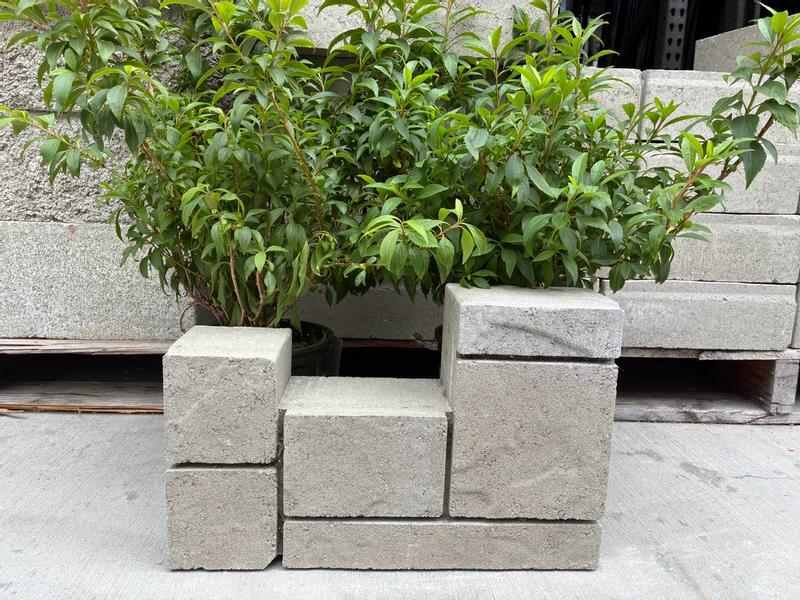 Oldcastle 10-in H x 15.7-in L x 4-in D Fog Gray Stagger Wall Concrete ...