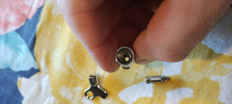 Durst Silver Coin/Key Air Valve for Hot Water Hydronic Baseboard Heater ...