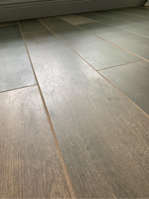 Style Selections Kaden Reclaimed 6-in x 36-in Glazed Porcelain Wood ...