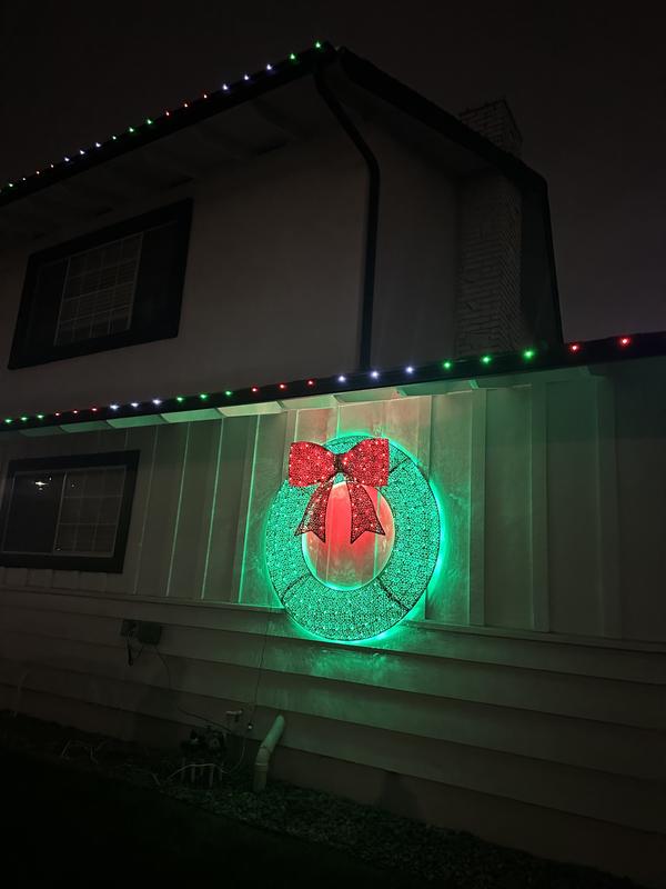 Holiday Living 5-ft LED Green Christmas Wreath with Red Bow W12L1008 at ...