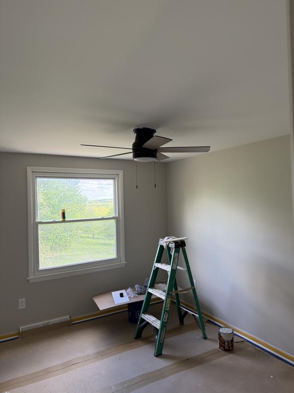 Harbor Breeze Calverton Easy2Hang 44-in Matte White with Matte Blades ...