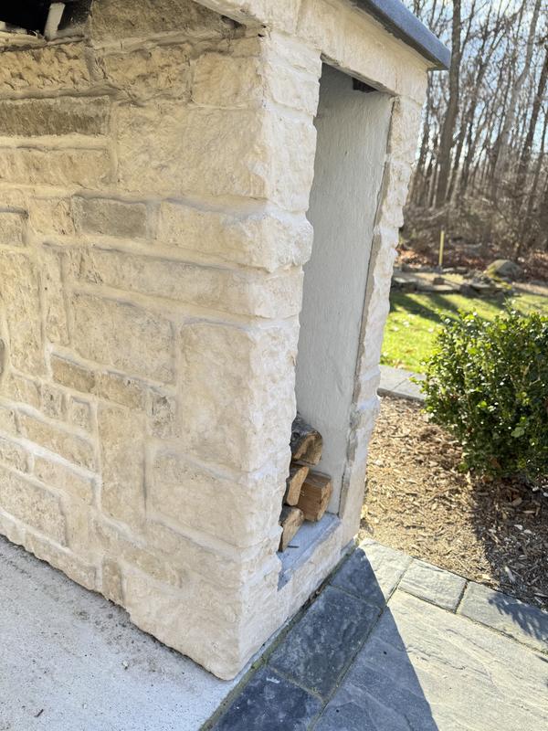 AirStone Spring Creek 8-sq ft Gray Faux Stone Veneer CLSCFIO at Lowes.com