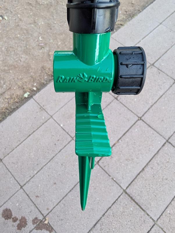 Rain Bird RVAN 1357-sq ft Rotating Spike Lawn Sprinkler C06212 at Lowes.com