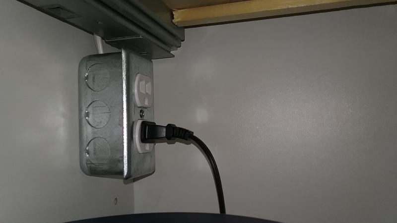 RACO 1-Gang Gray Metal New Work/Old Work Standard Handy Ceiling/Wall ...
