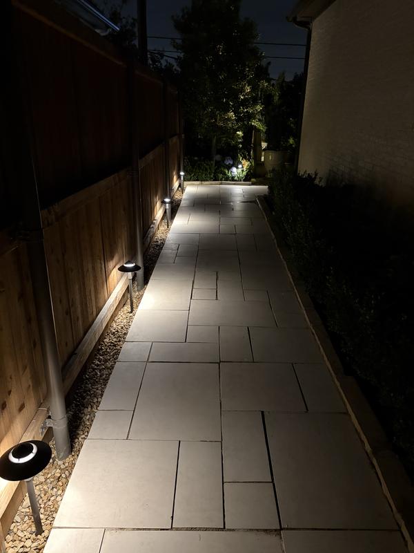 Harbor Breeze 90 -Lumens Bronze Low voltage Hardwired LED Outdoor Path ...