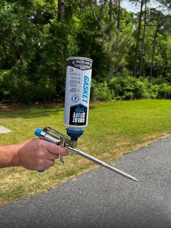 GREAT STUFF PRO 13.5-in Adjustable Flow Control Reusable Spray foam ...