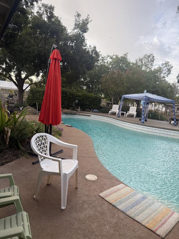 VOUA 10-ft Aluminum Black Crank Cantilever Patio Umbrella in the Patio ...