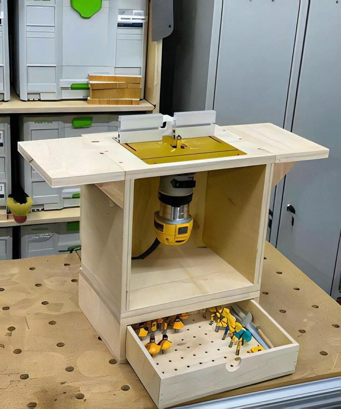 DEWALT 1/4-in and 1/2-in 2.25-HP Variable Combo Fixed/Plunge Corded ...