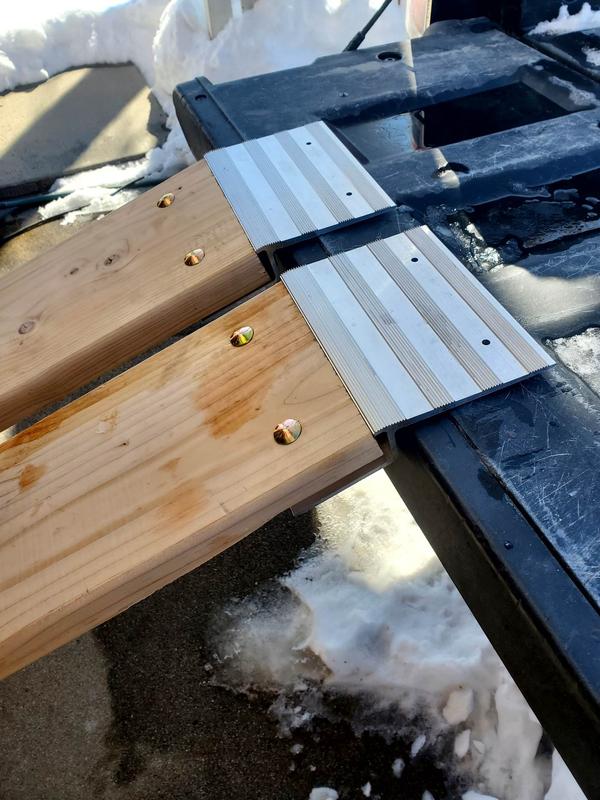 Kobalt 0.65-ft x 0.94-ft 700-lb Capacity Loading Ramp AC1014TR at Lowes.com