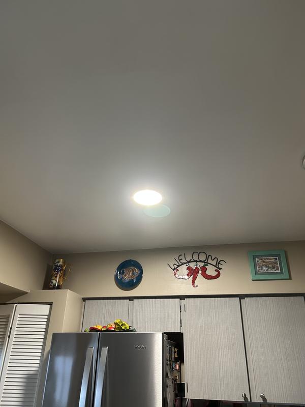 Utilitech White 8-in 1800 -Lumens Switchable white Round Dimmable LED ...