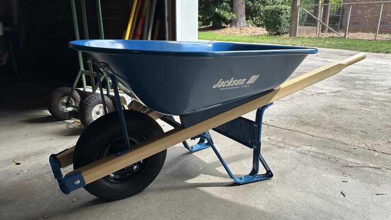 Jackson 5-cu ft 1 Wheel Steel Push Wheelbarrow Flat-Free Tire M5T22BB ...