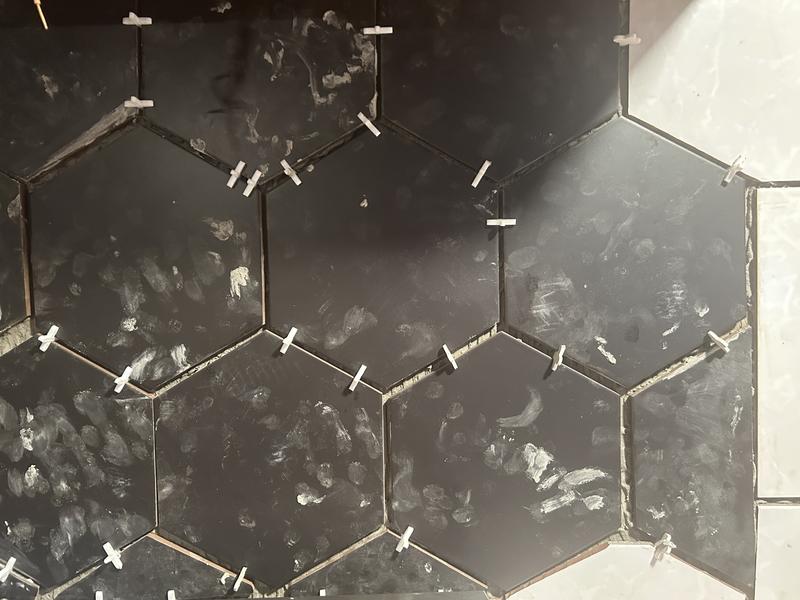 Affinity Tile Apini Hex Matte White 9-in x 11-in Matte Porcelain Floor ...