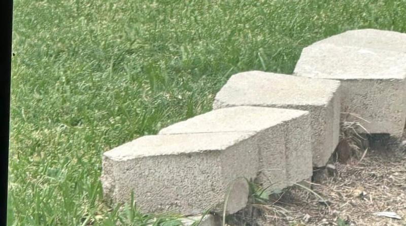 5-in H x 13.022-in L x 7.625-in D Antique Pewter Concrete Retaining ...